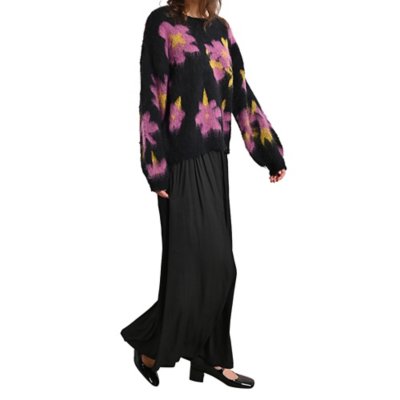 Blackstore | Molly Bracken